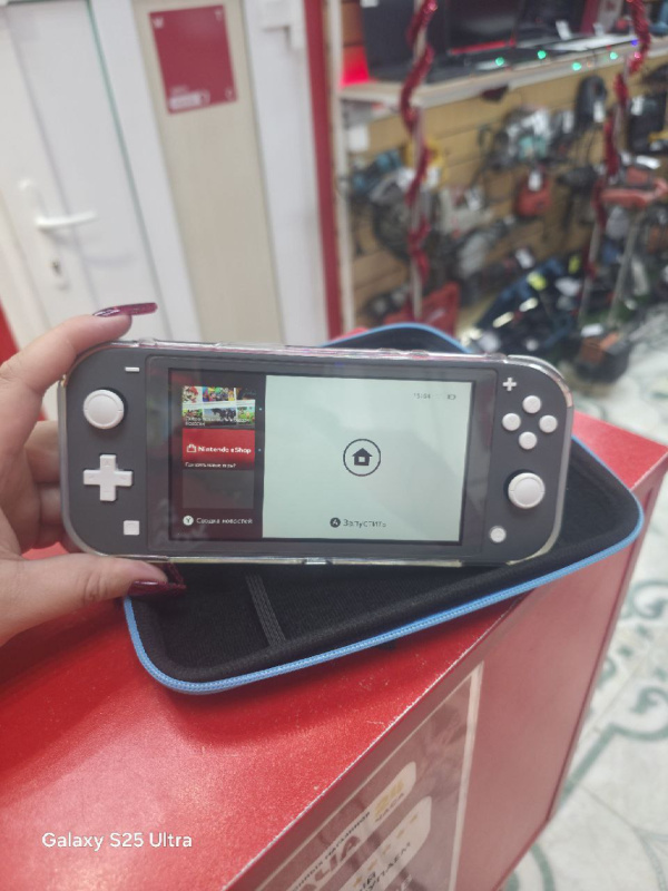 Купить Игровая приставка Nintendo Switch Lite Б/У за 12 999 руб ...
